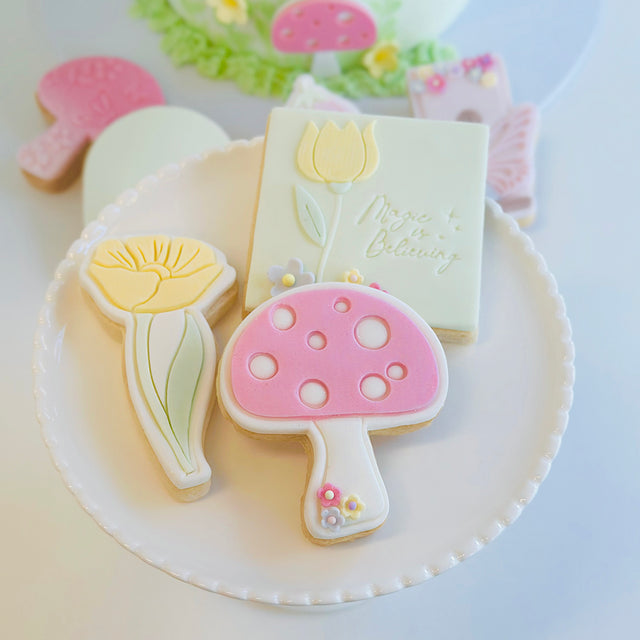 Cookie Cutter & Embosser Set- Toadstool